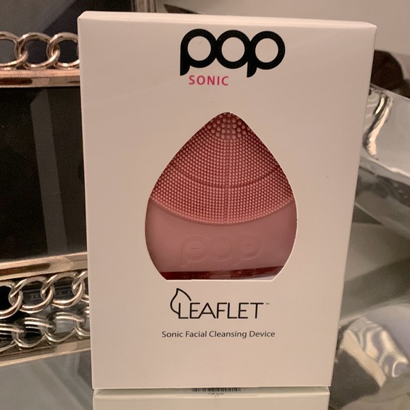 Pop Sonic | Skincare | Pop Sonic Leaflet Sonic Cleaning Device | Poshmark